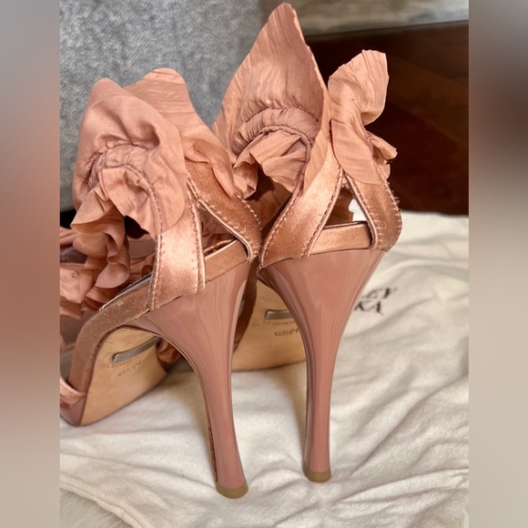 Badgley Mischka | Shoes | Badgley Mischka Satin Ruffled Pink Platform ...